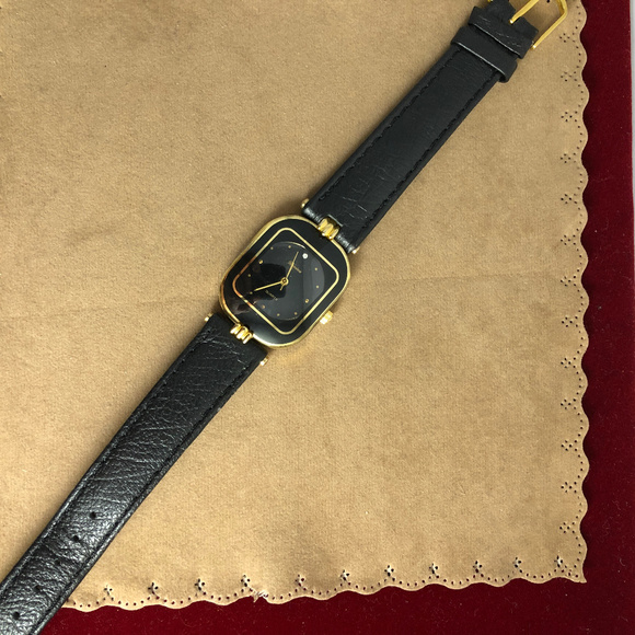Ronica | Accessories | Vintage Ronica Black And Gold 8k Gp Wrist Watch ...